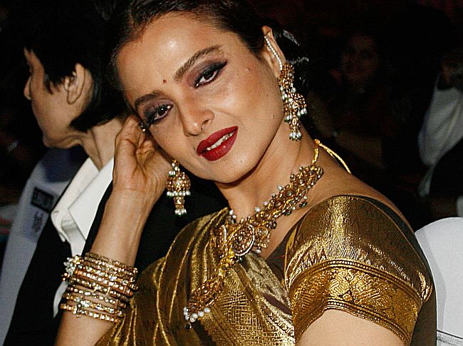 Bollywood Actress Rekha : A life of an enigma